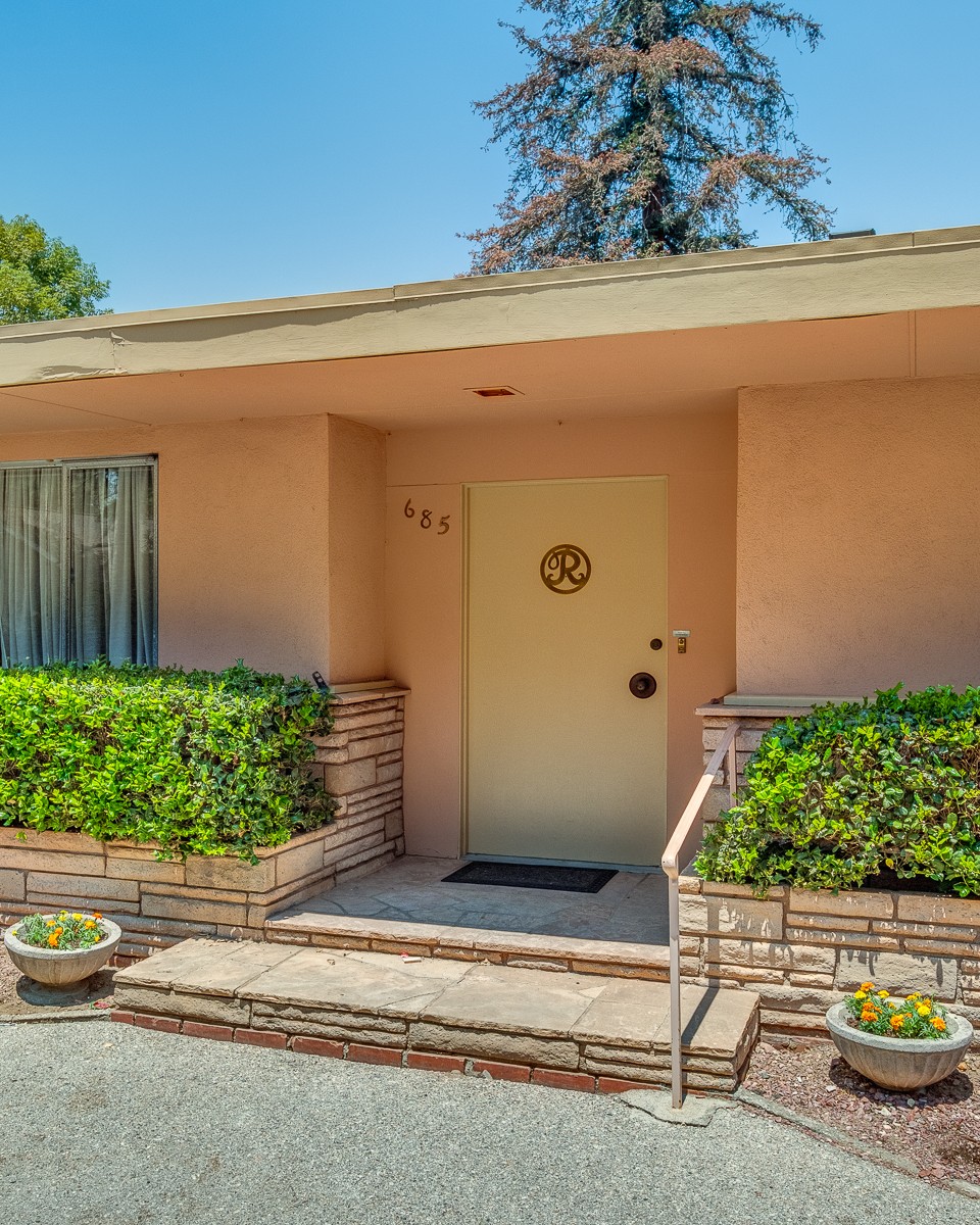 just-listed-685-westbridge-place-pasadena