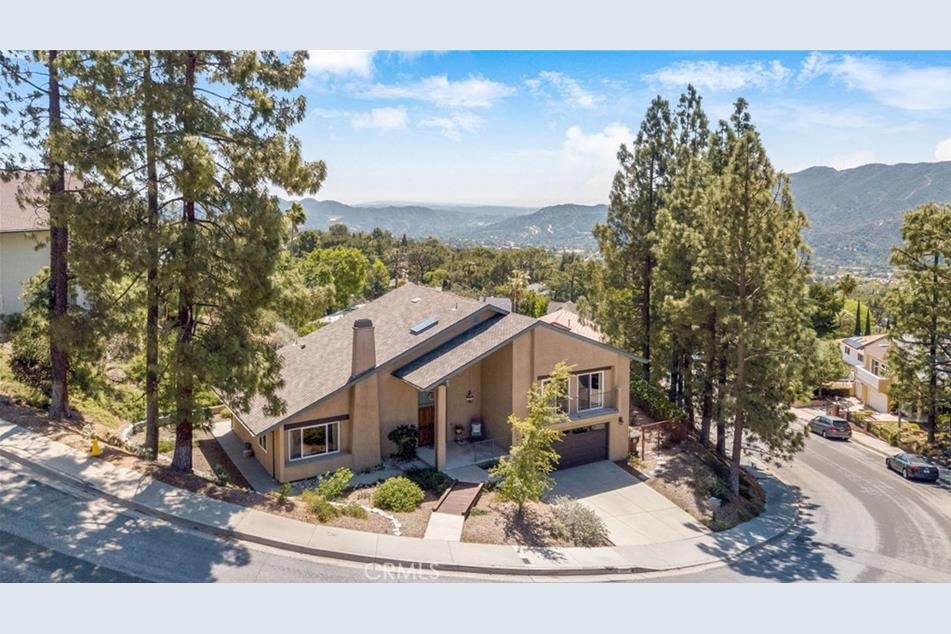3040 Hopeton Road La Crescenta